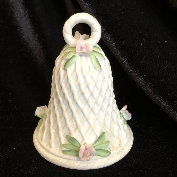 Lefton | Art | Vintage Lefton China 984 Ceramic Porcelain Bell | Poshmark